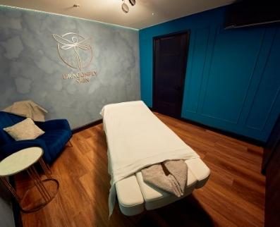 Pregnancy/Mother To Be Massage | Dragonfly Skin